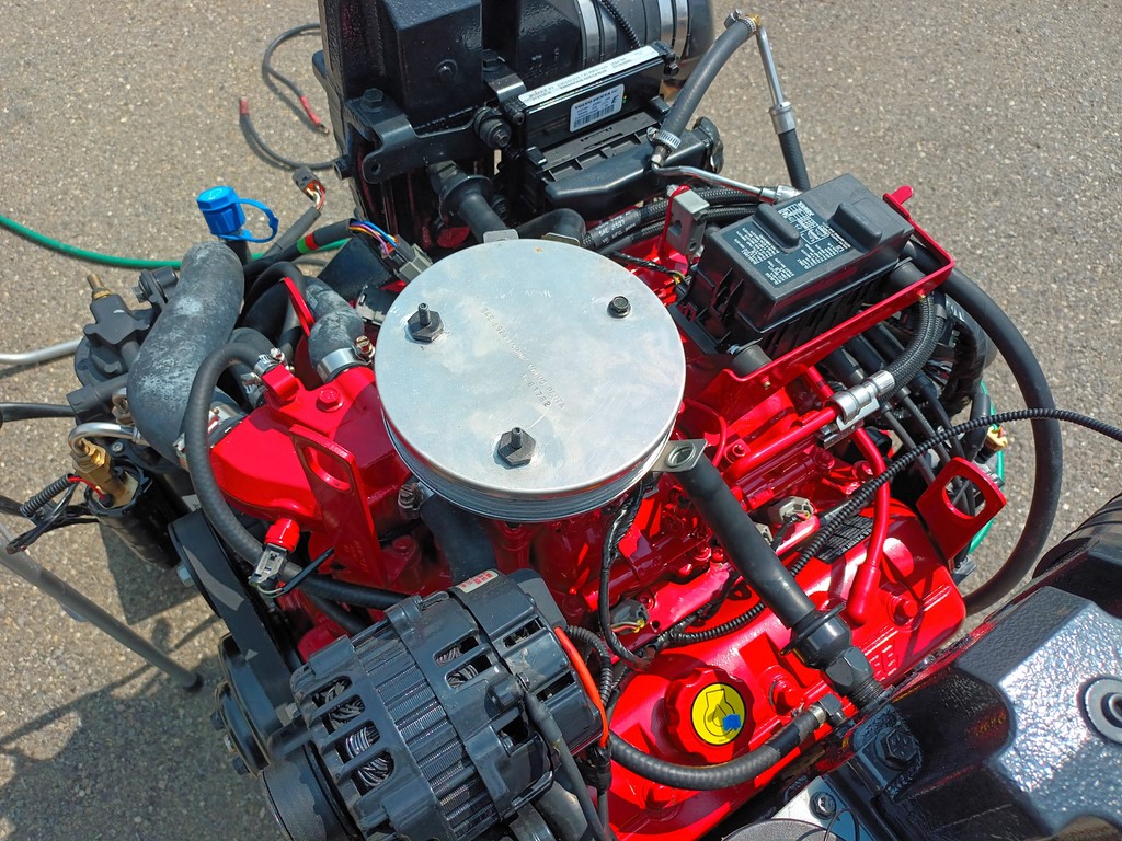 moteur v6 VOLVO 4.3l GXI 225cv