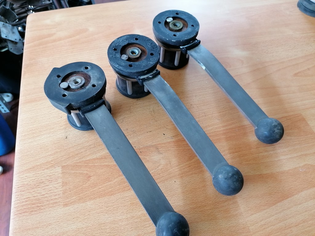 winch ancien BARTON 90mm